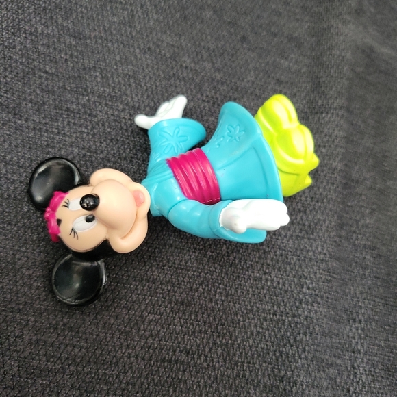 Disney | Toys | Walt Disney World Epcot Kimono Minnie Mouse Daisy Duck ...